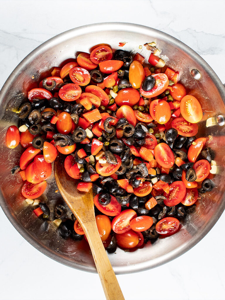 Linguine with Tomatoes, Anchovies, & Chilis Recipe by Gordon Ramsay - RecipeJay